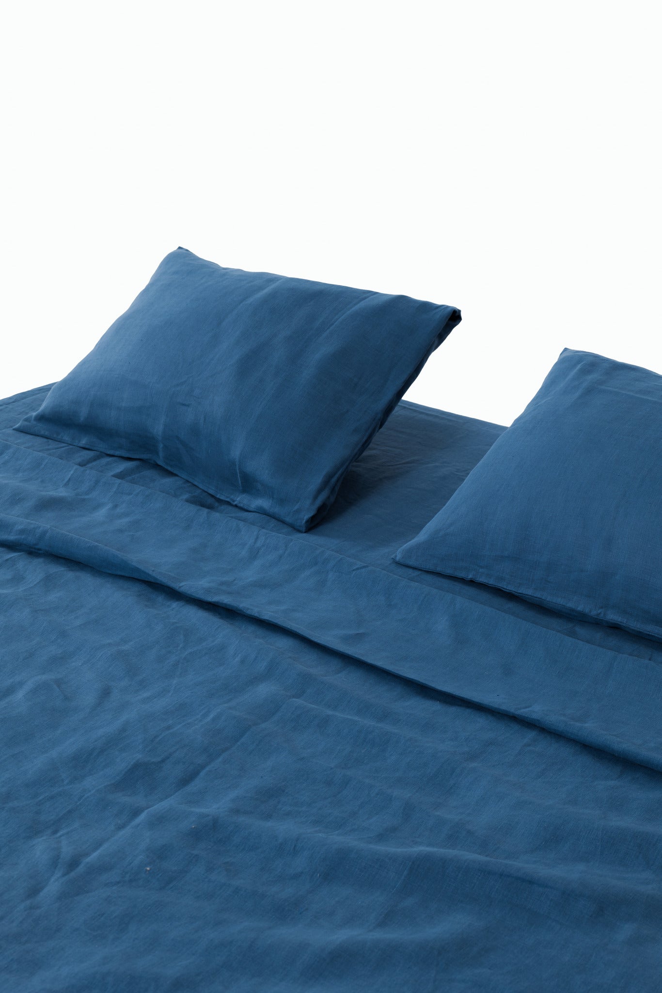 Indigo Linen Bedding Set (4 pcs) | The Katha